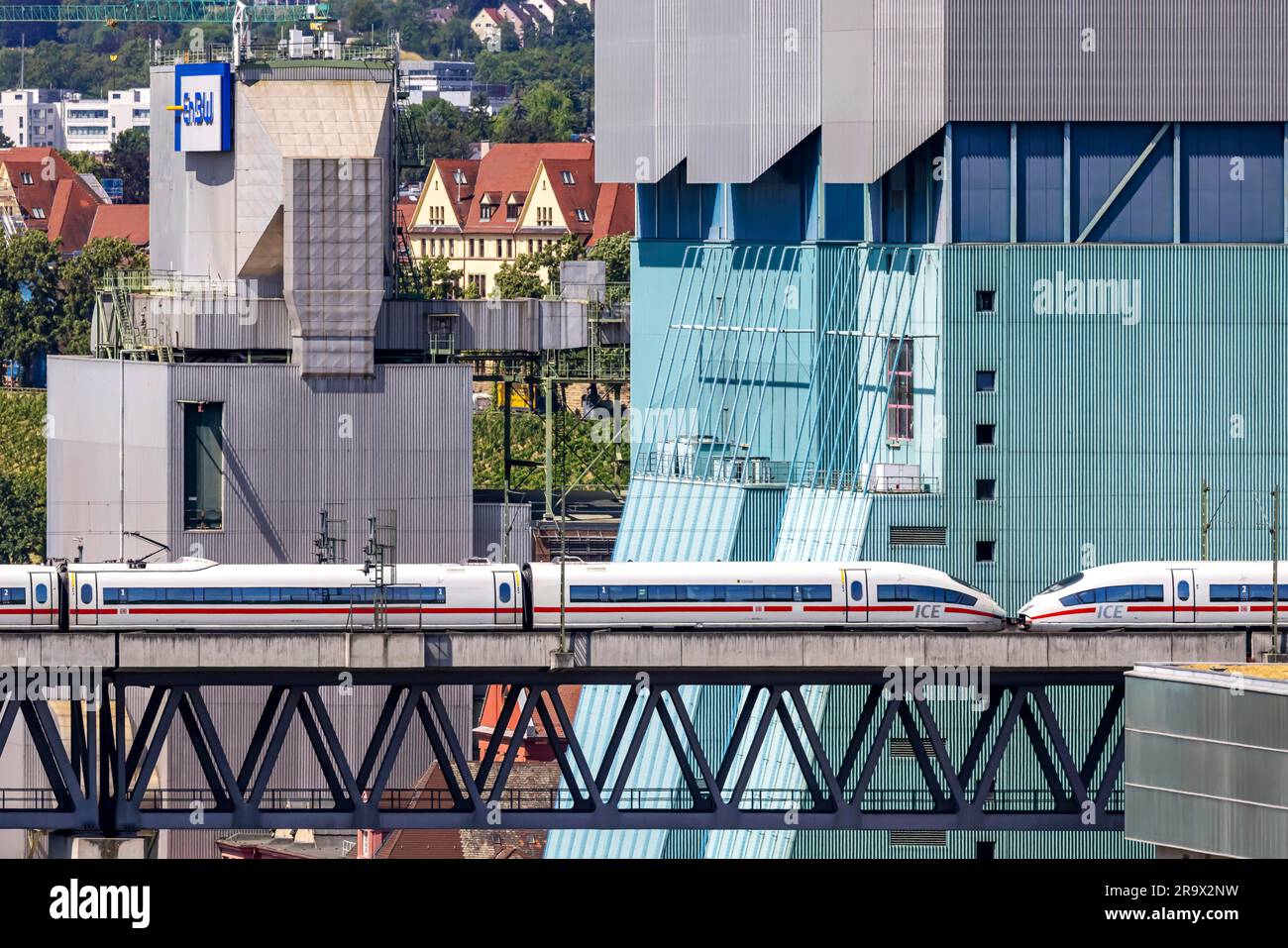 InterCityExpress, ICE, Muenster power station with railway viaduct ...