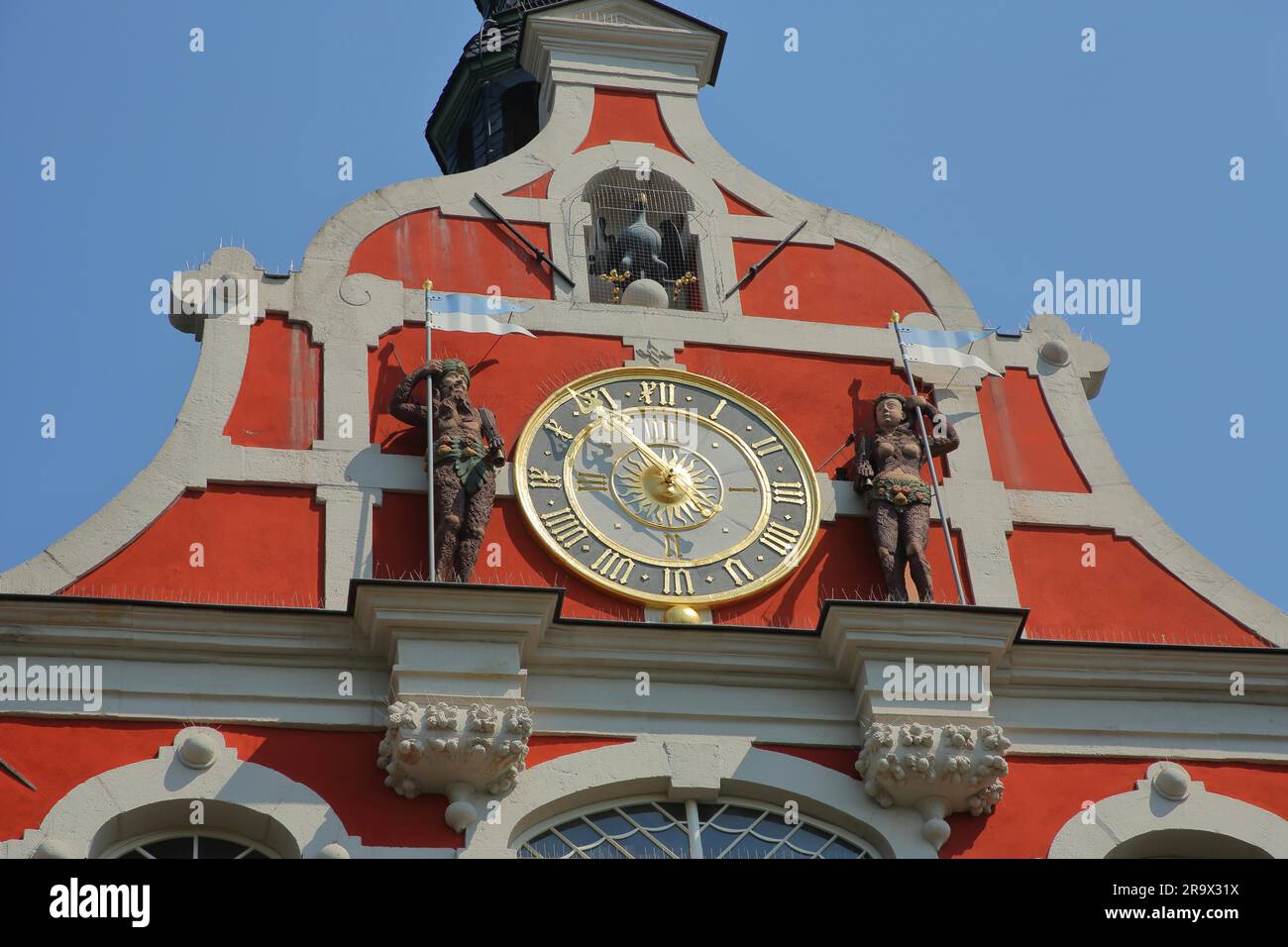 Two renaissance square hi-res stock photography and images - Alamy