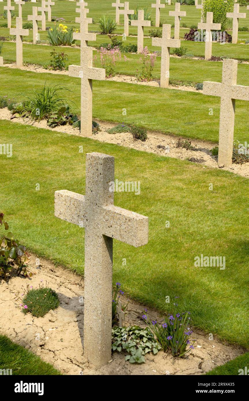 Military cross 1914 hi-res stock photography and images - Alamy
