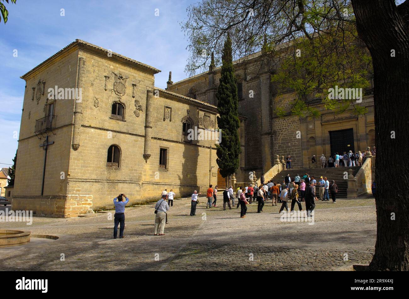Cathedral 16th century santa maria square hi-res stock photography and ...