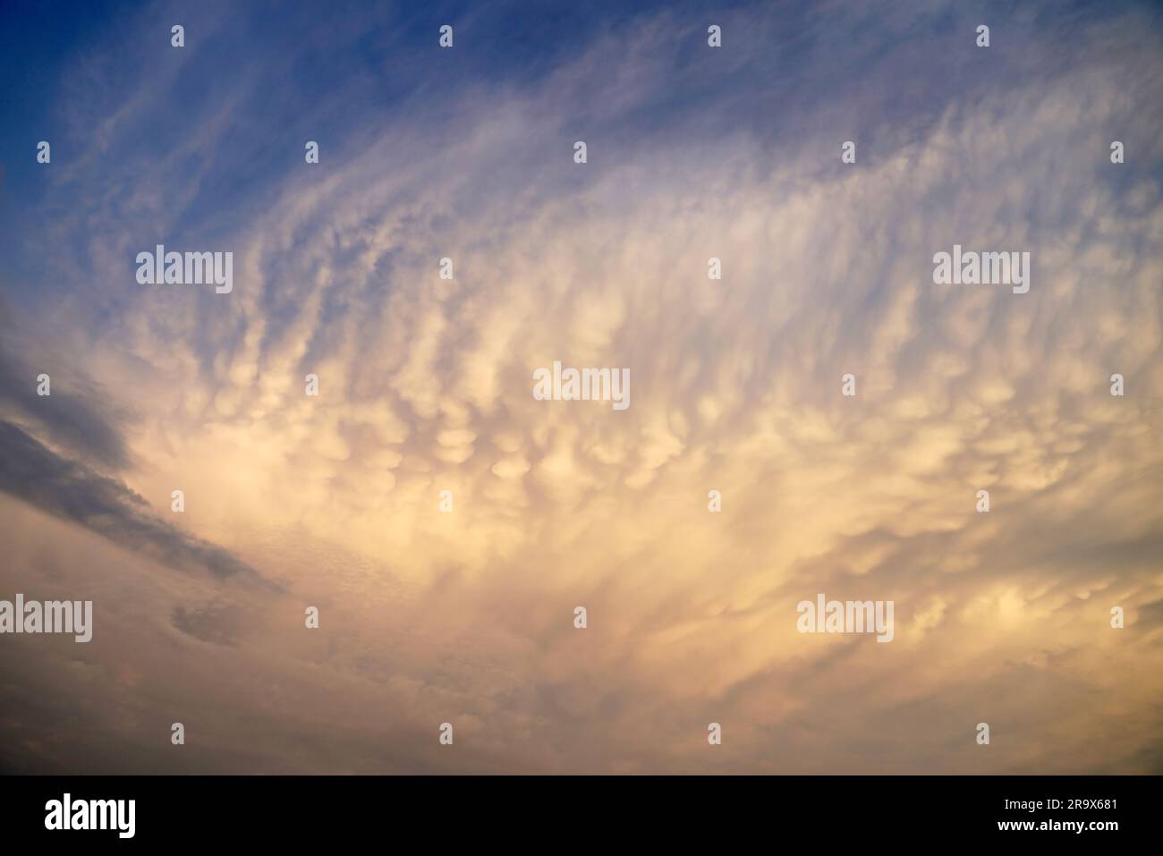 Mammatus cloud for nature background Stock Photo - Alamy