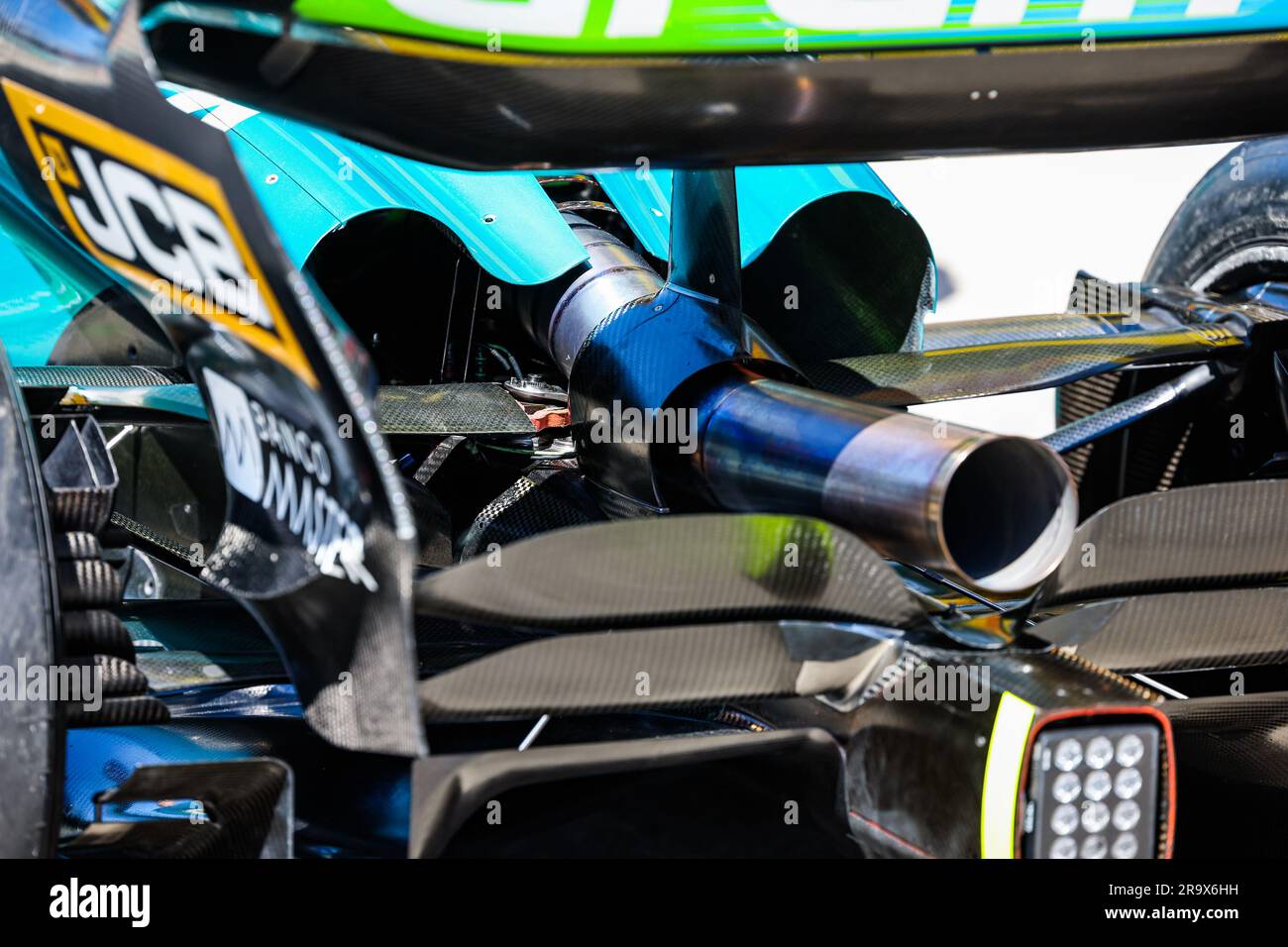F1 rear wing hi-res stock photography and images - Alamy