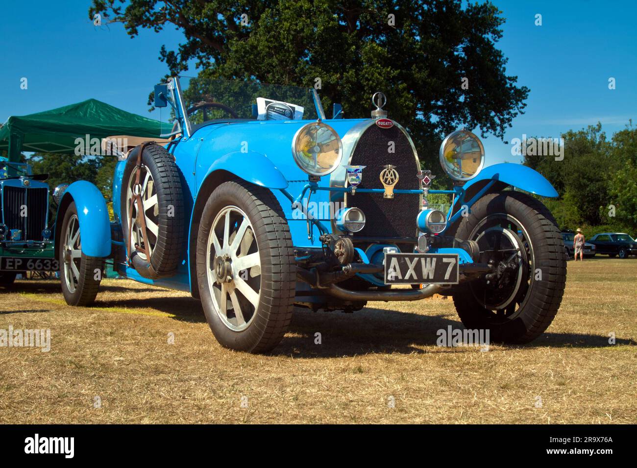 World first 100 mph production car hi-res stock photography and images ...