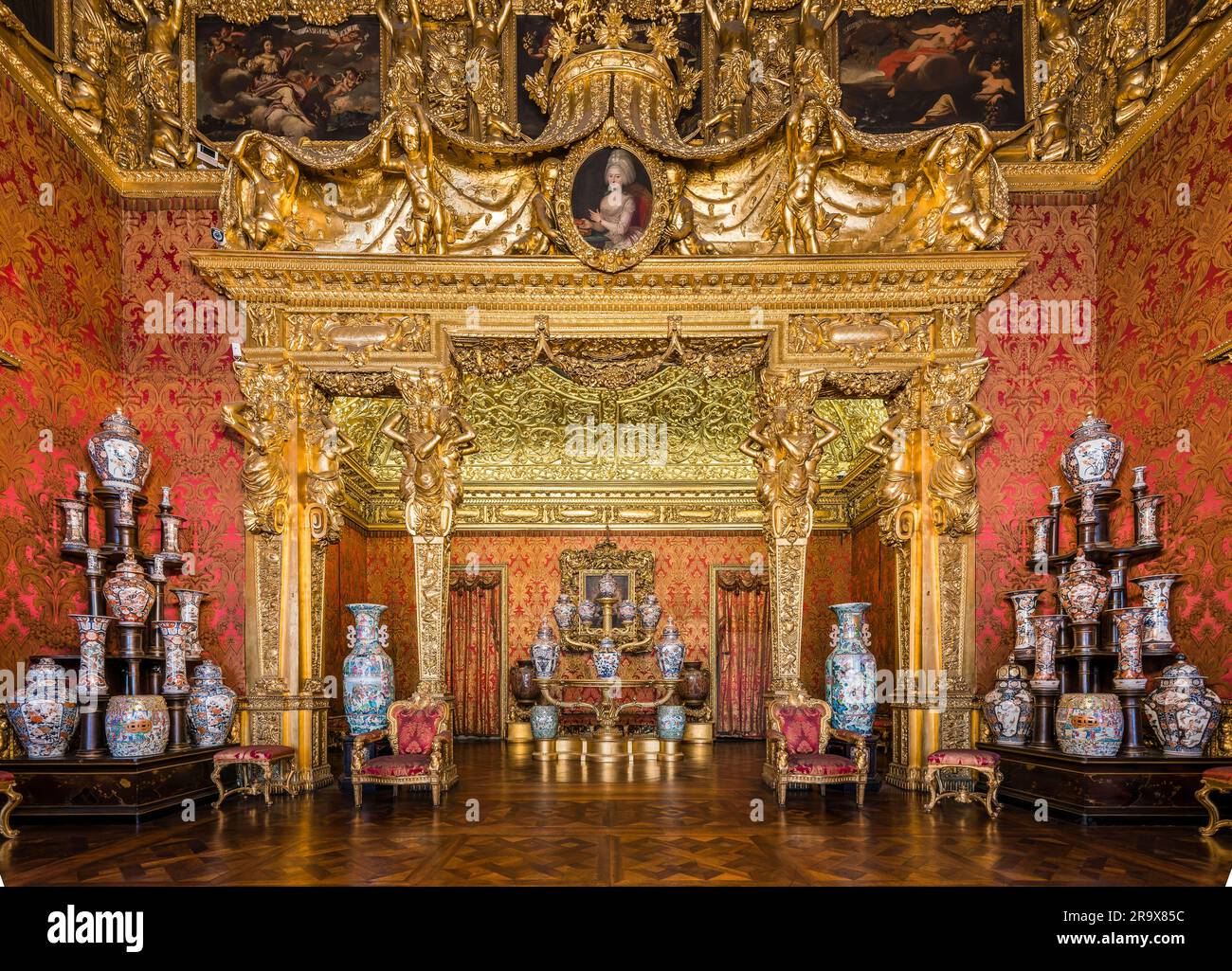 Chinese Vases in the Hall of the Alcoves, Sala dell'alcova, Palazzo ...