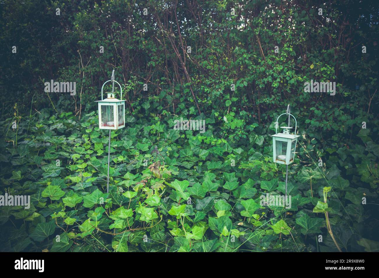 Outdoor garden lanterns hi-res stock photography and images - Alamy