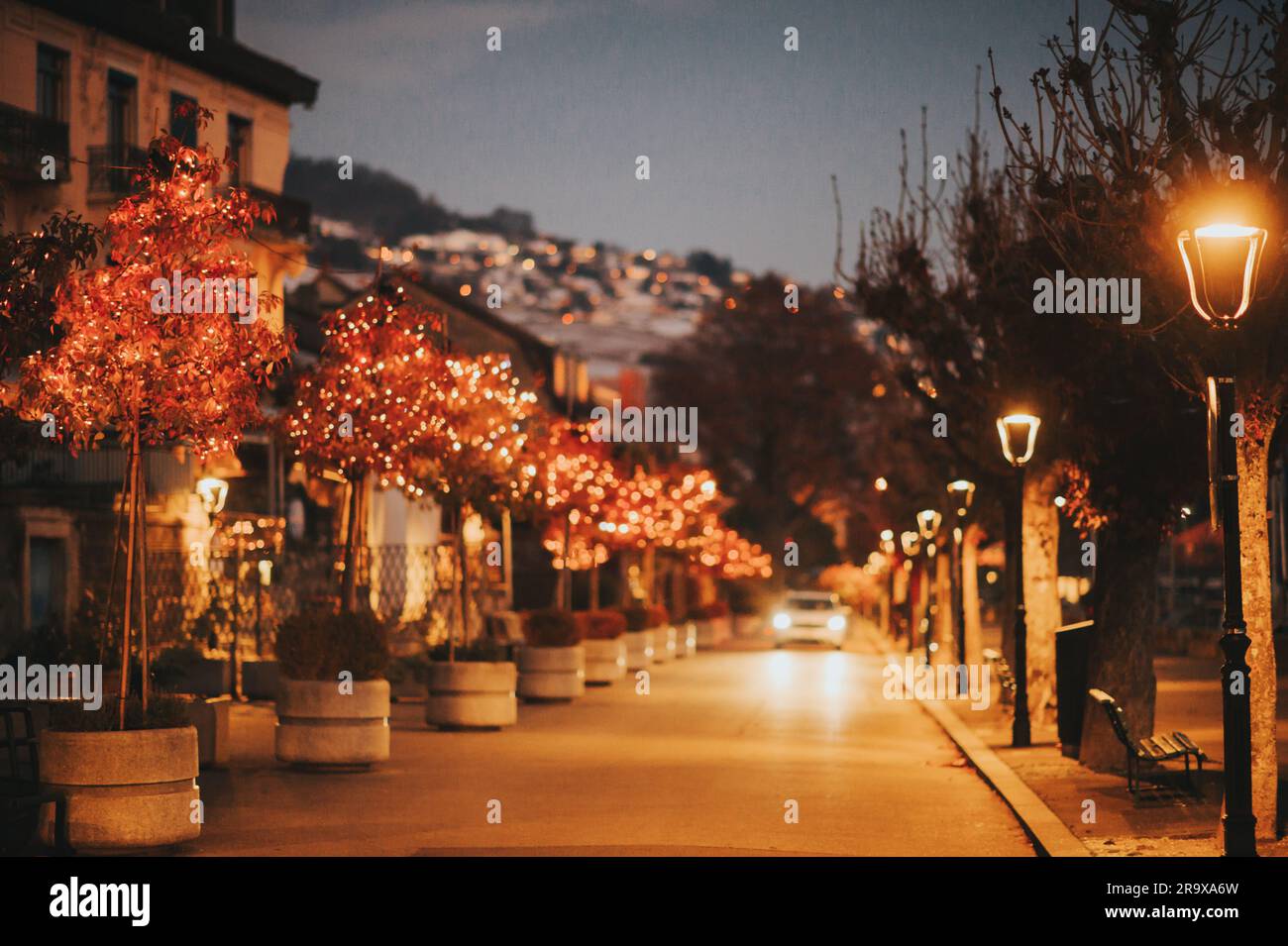 Alley lamp light car night hi-res stock photography and images - Alamy