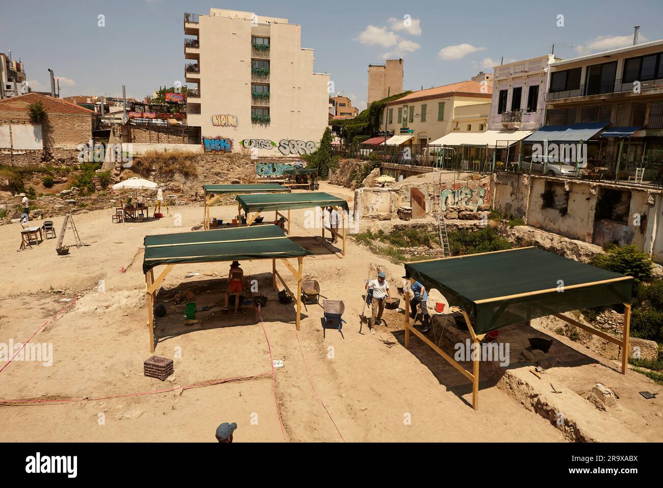 Stoa poikile hi-res stock photography and images - Alamy