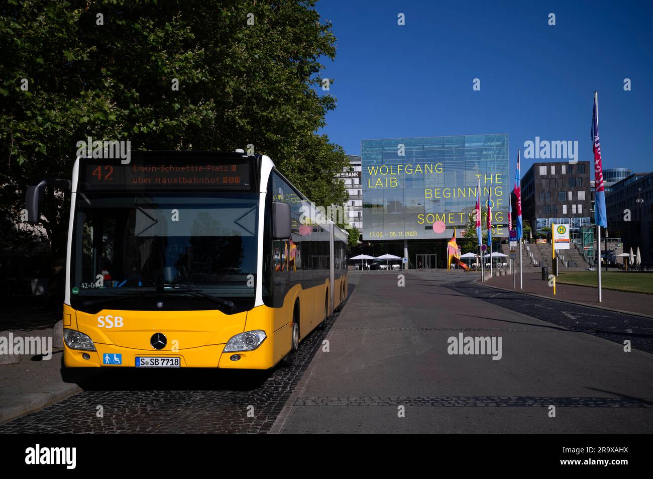 Bus of line 42, SSB, Stuttgarter Strassenbahnen AG, Art Museum Cube ...