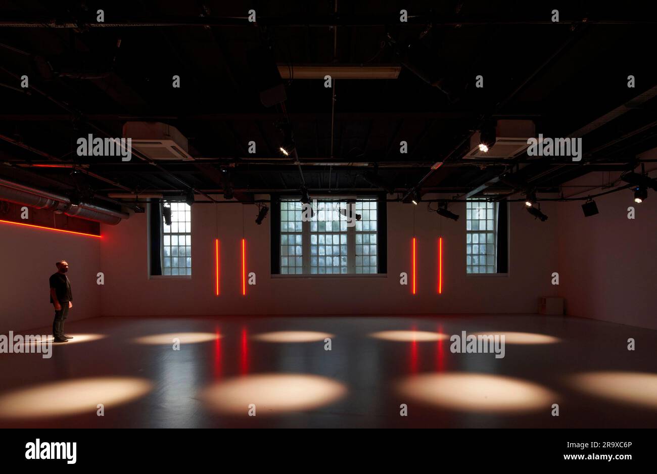 Large studio space. Victoria House Basement, London, United Kingdom ...