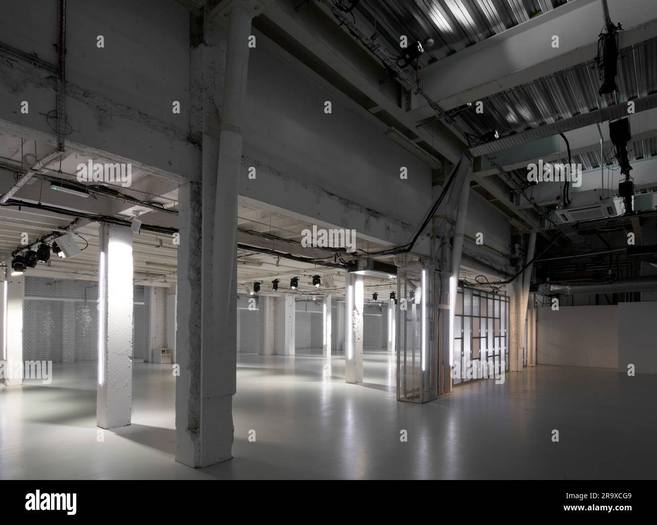 Studio corridor. Victoria House Basement, London, United Kingdom ...