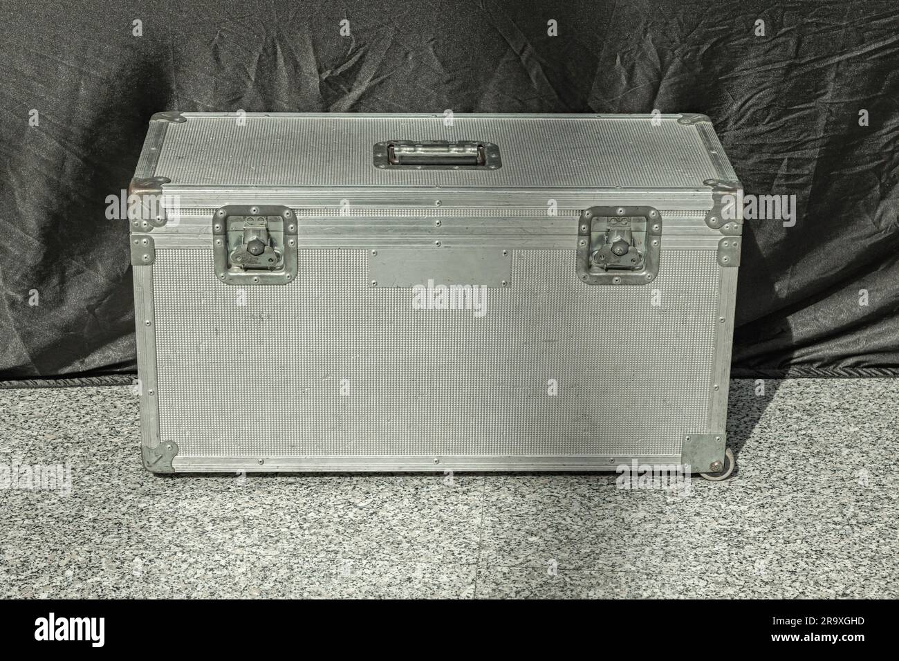 Strong box hi-res stock photography and images - Alamy