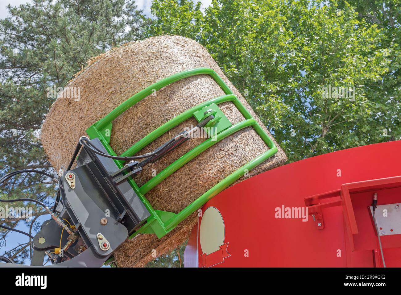 Hydraulic Round Bale Handler Machine Farm Equipment Stock Photo - Alamy