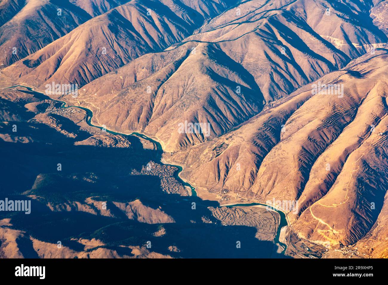 Mountains in the Sary Kamysh mountain range in central Kyrgyzstan ...
