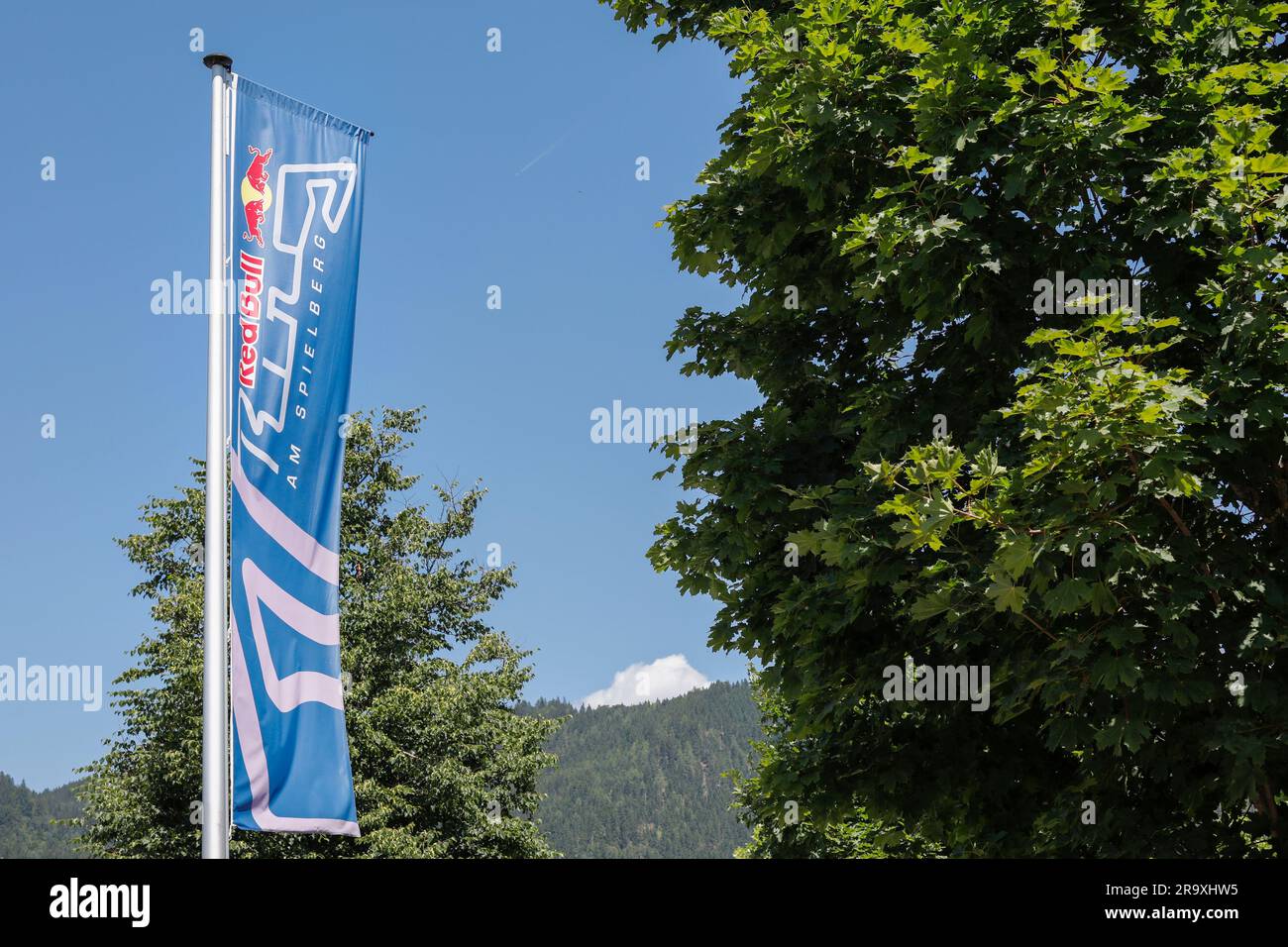 F1 logo flag hi-res stock photography and images - Alamy