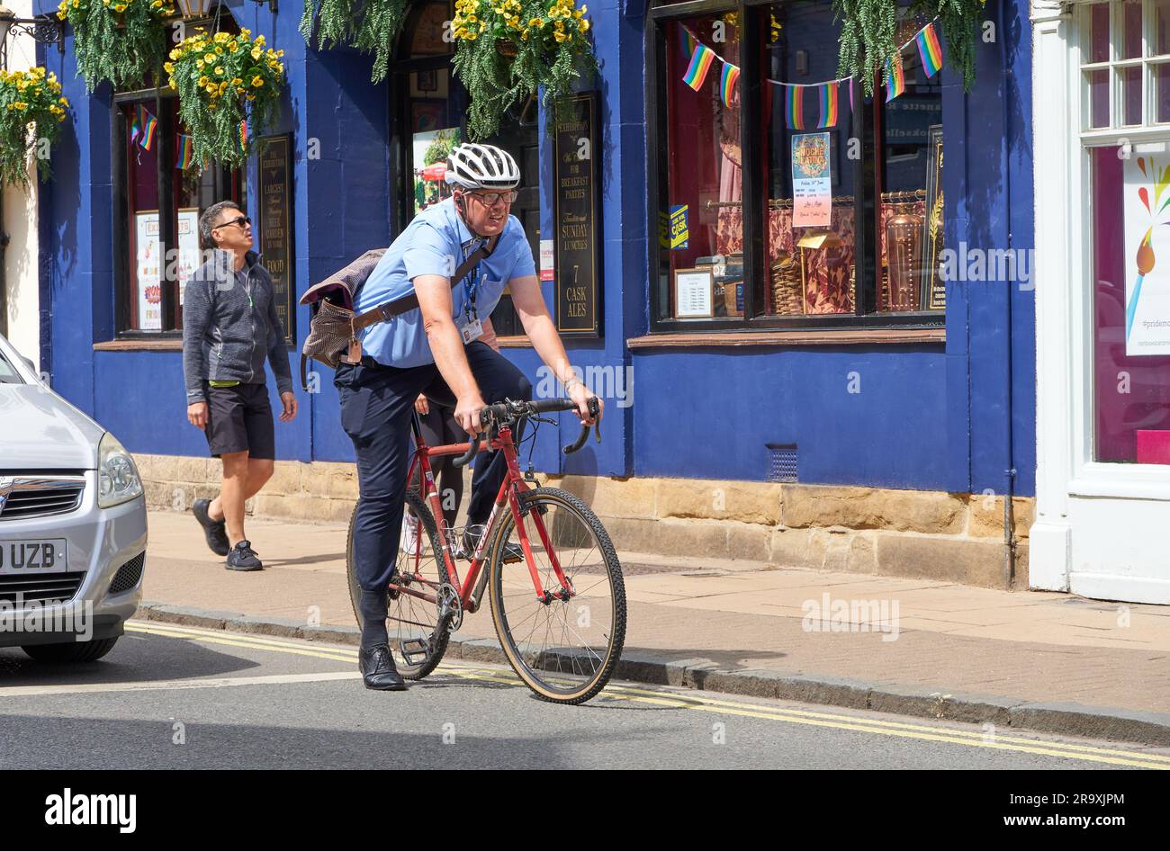 Daytime lights cycling hi-res stock photography and images - Alamy