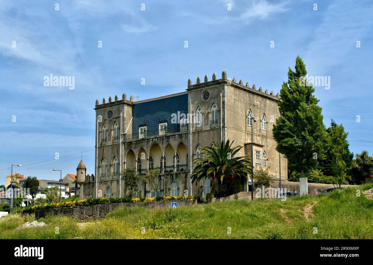 Menacing house hi-res stock photography and images - Alamy