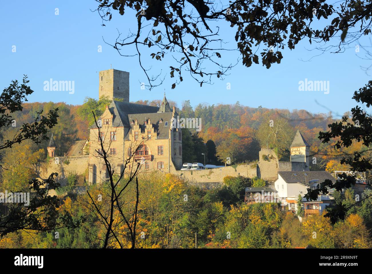 Castle built in the 12th century, castle complex, Kransberg, Usingen ...
