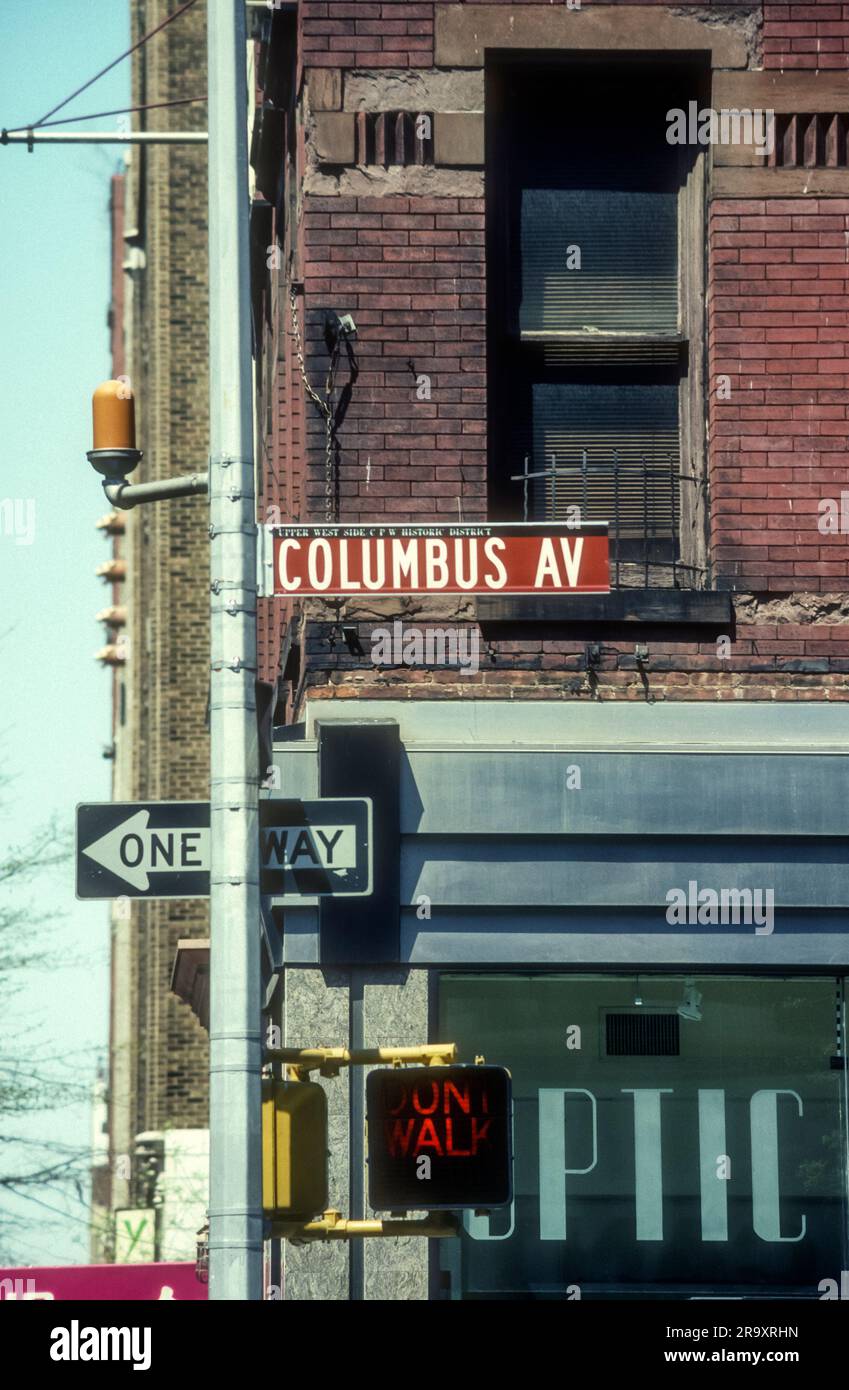 Columbus Avenue street sign, New York, USA Stock Photo - Alamy
