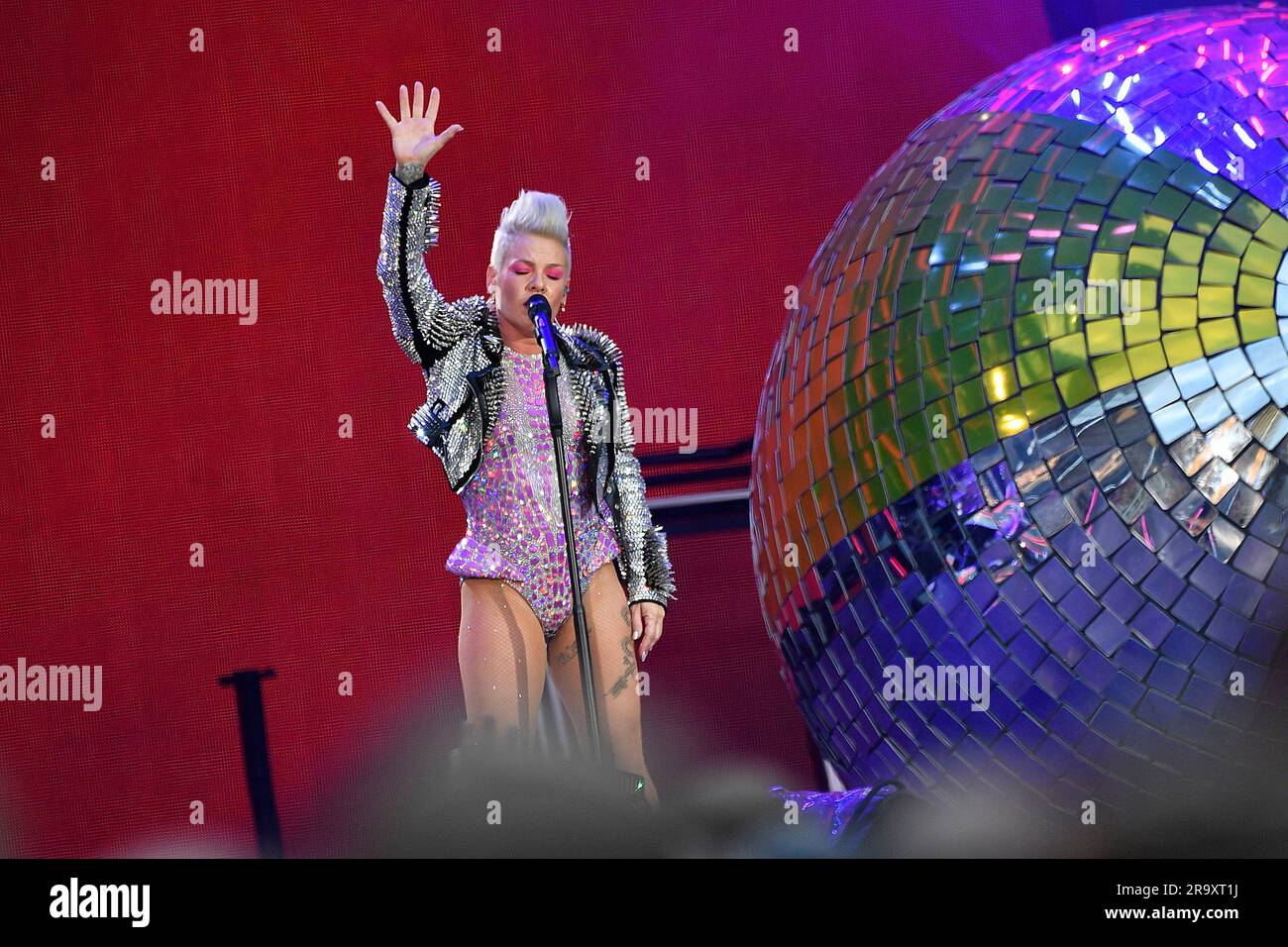 Pink live bei einem Konzert ihrer Summer Carnival 2023 Tour im ...