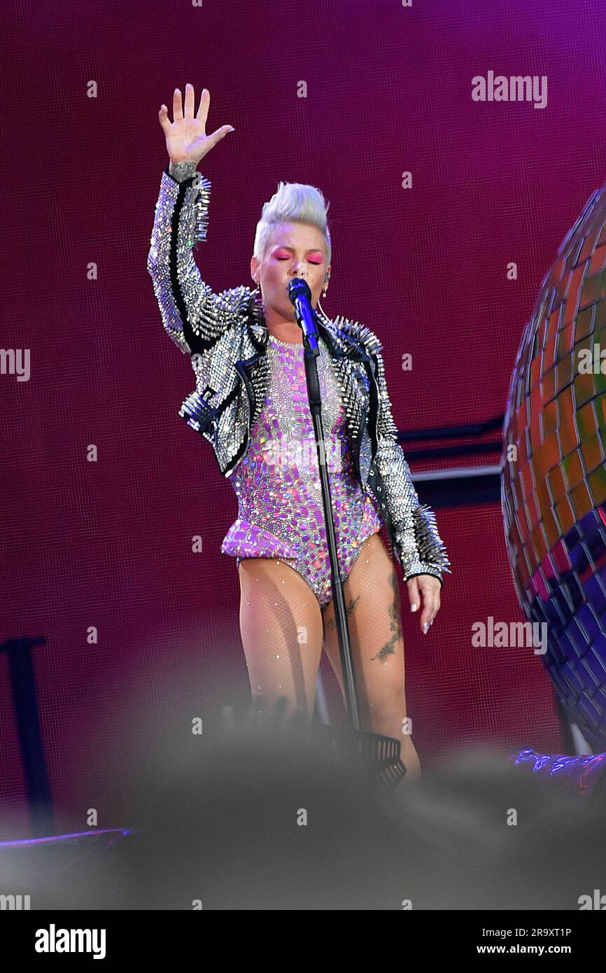 Pink live bei einem Konzert ihrer Summer Carnival 2023 Tour im ...