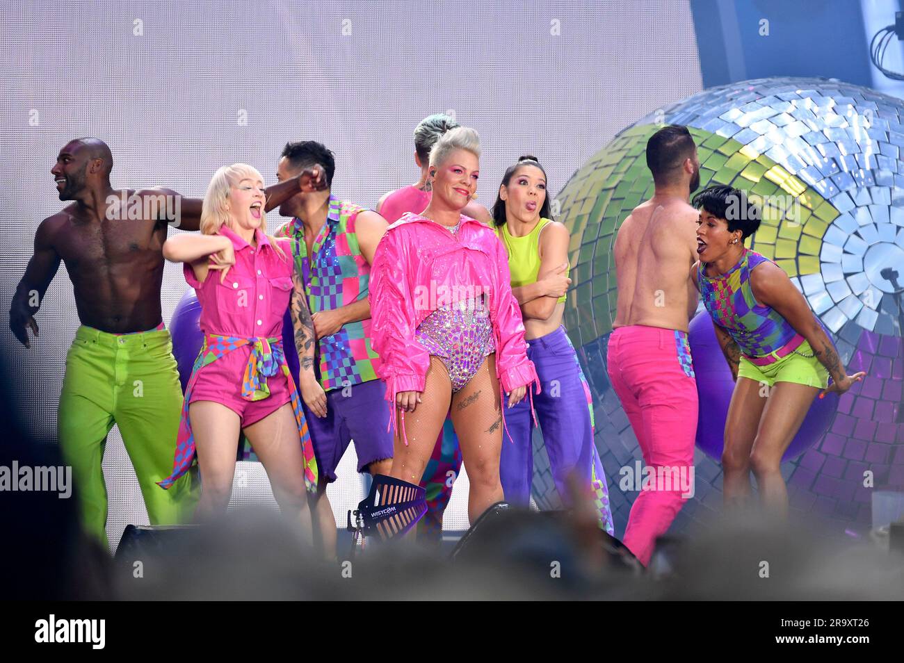Pink live bei einem Konzert ihrer Summer Carnival 2023 Tour im ...