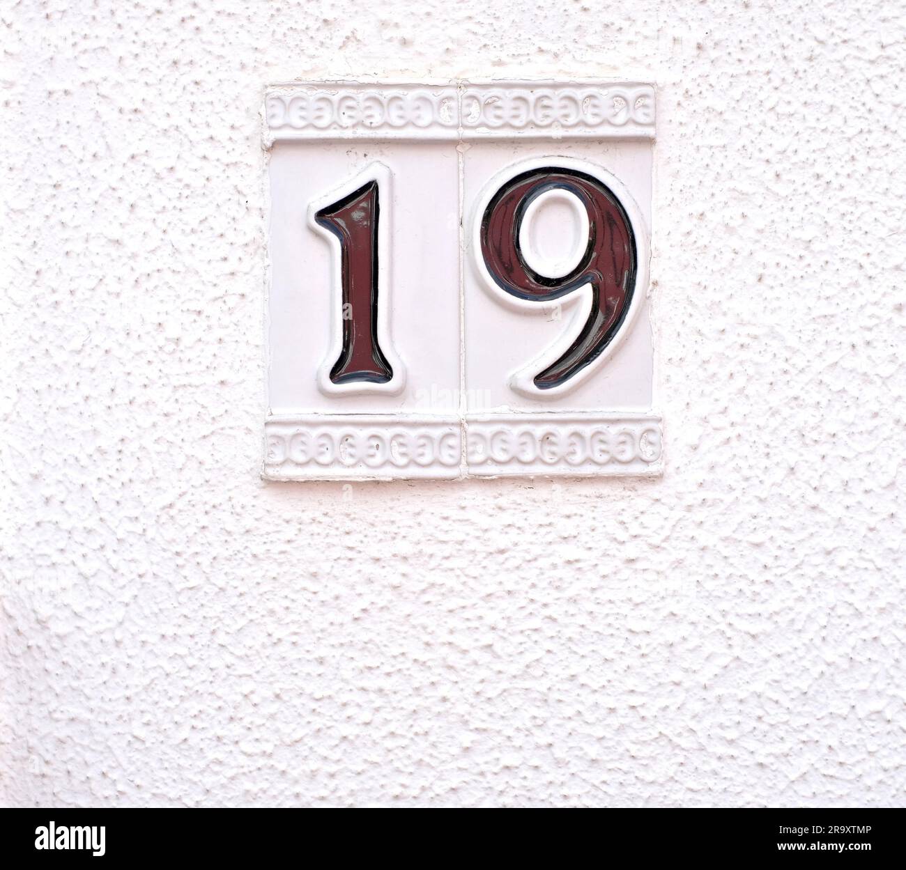 Dark blue number nineteen / 19 on a white background Stock Photo - Alamy