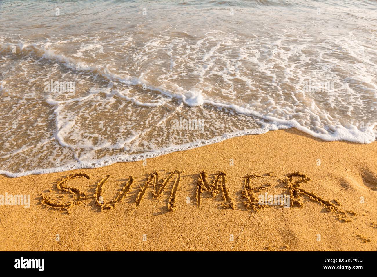 Washing sandy beach hi-res stock photography and images - Alamy