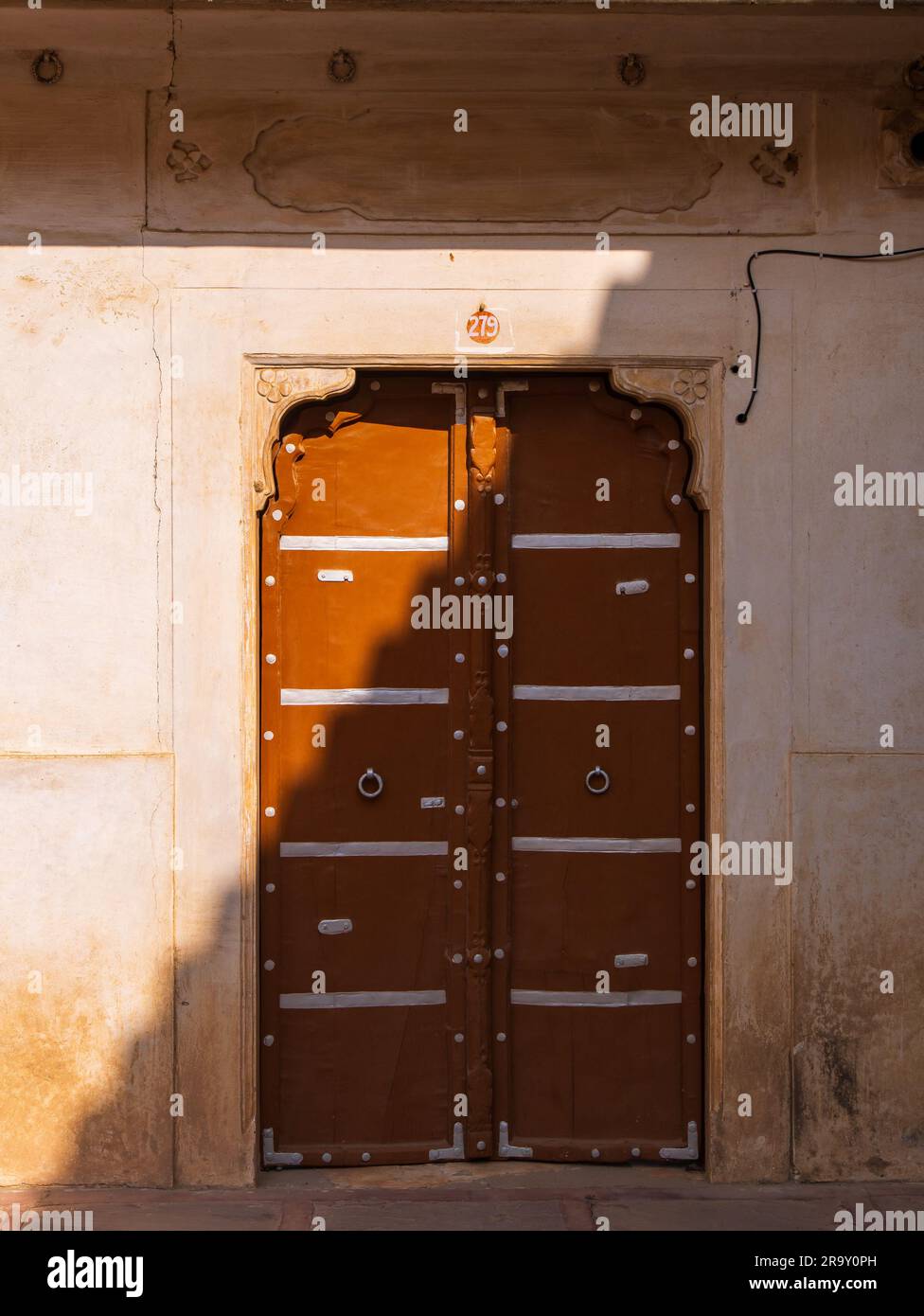 Traditional door in palace of Rajasthan. Heritage artwork of India ...