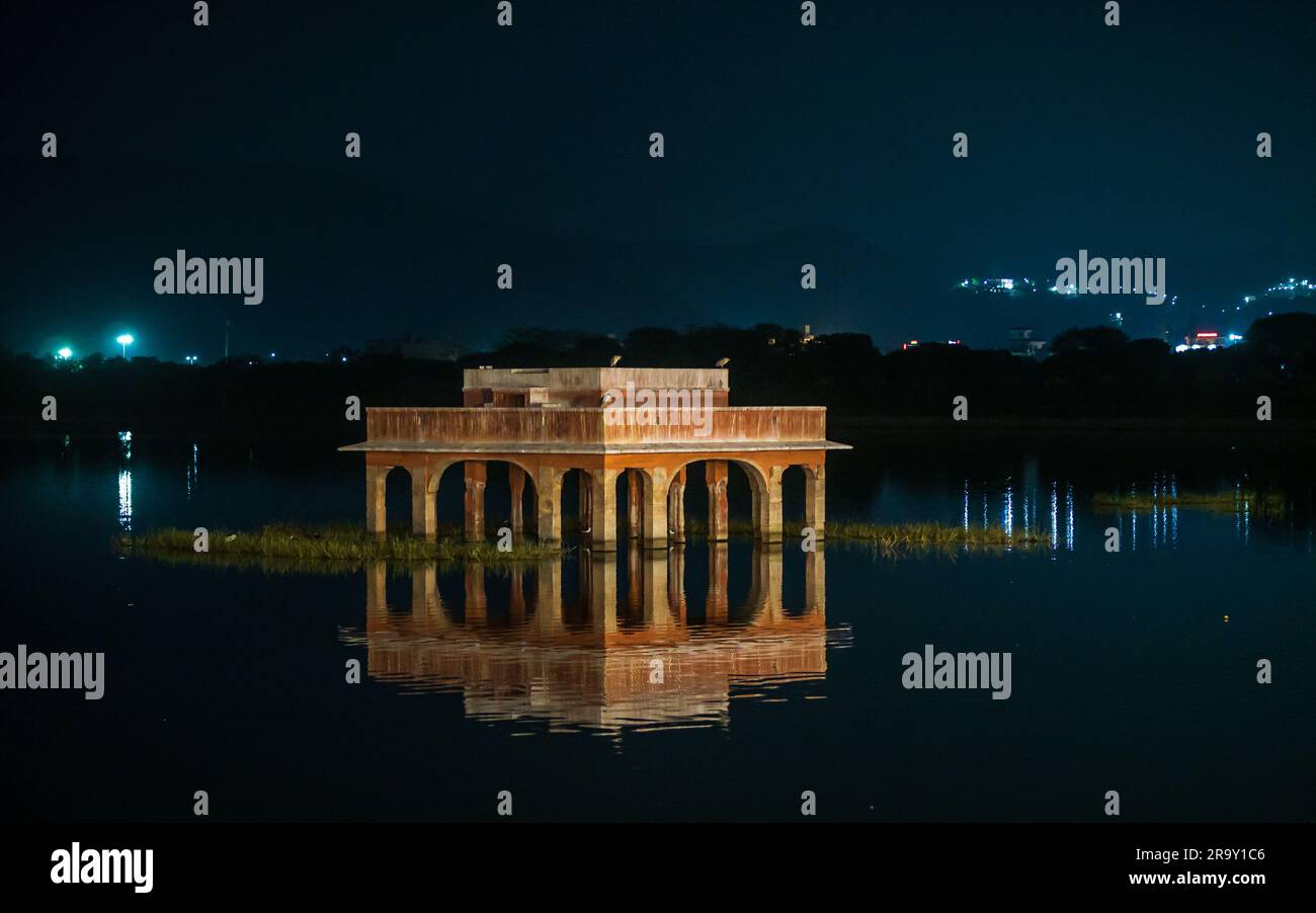 Jal Mahal water palace in the middle of the Man Sagar Lake at Jaipur ...
