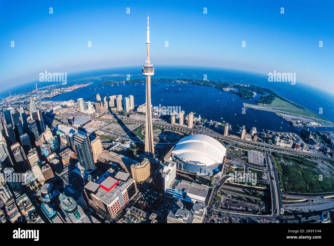 Centre island toronto canada park hi-res stock photography and images ...
