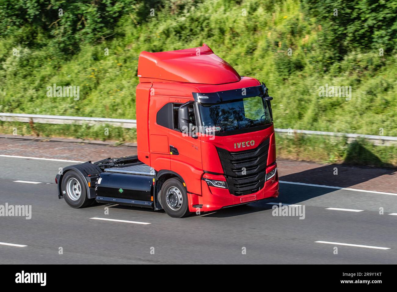 Standard class a truck hi-res stock photography and images - Alamy