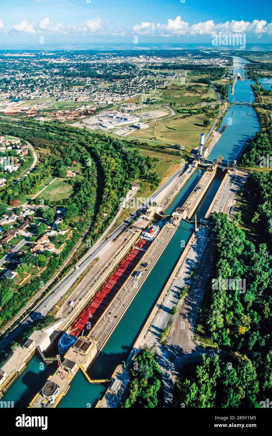 Welland canal st lawrence seaway hi-res stock photography and images ...
