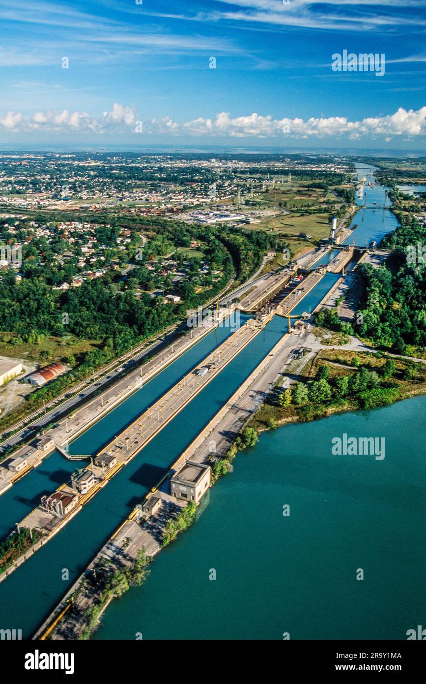Welland canal st lawrence seaway hi-res stock photography and images ...