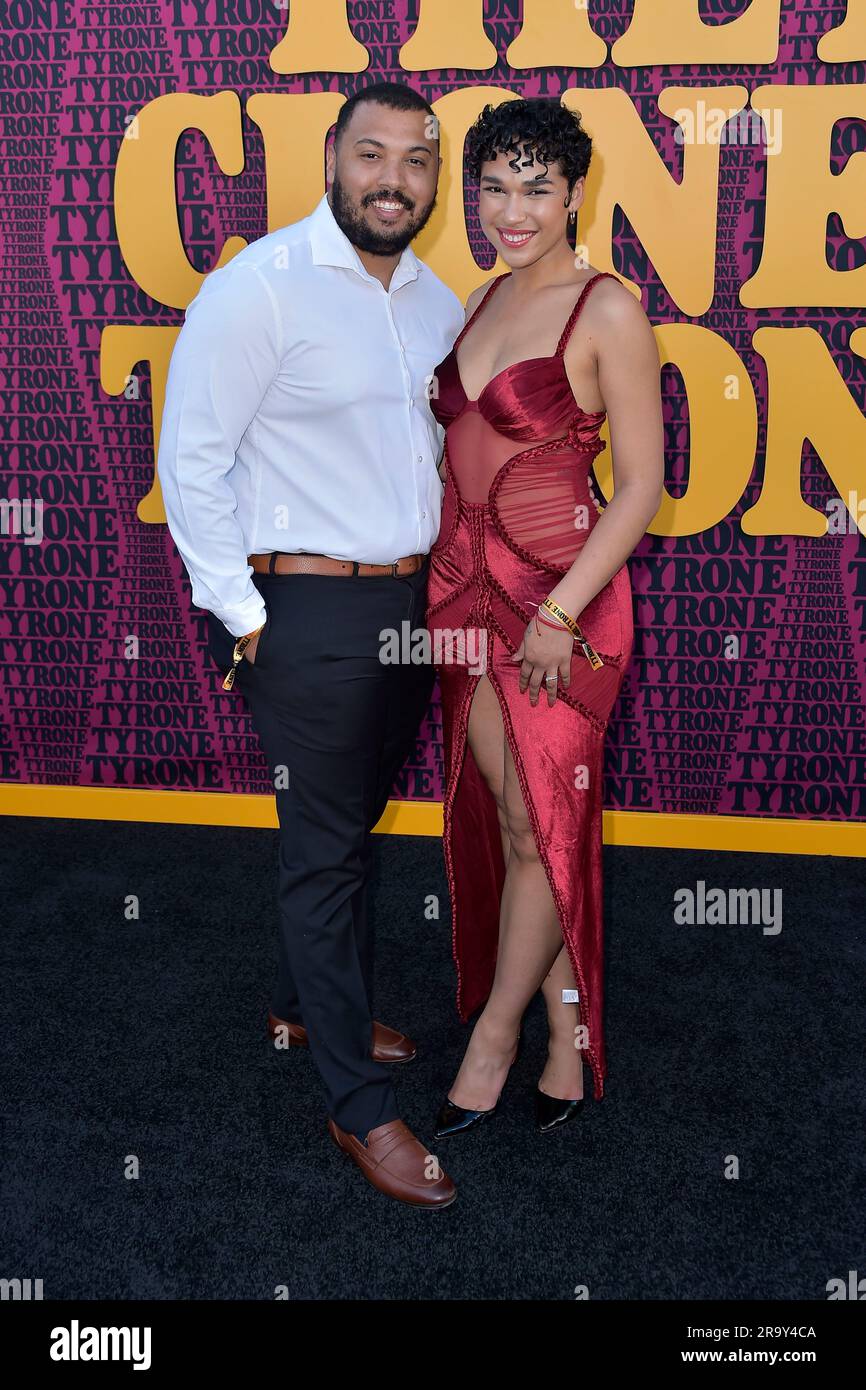 Dwayne Foxworth und Amanda Castrillo bei der Premiere des Netflix Films ...