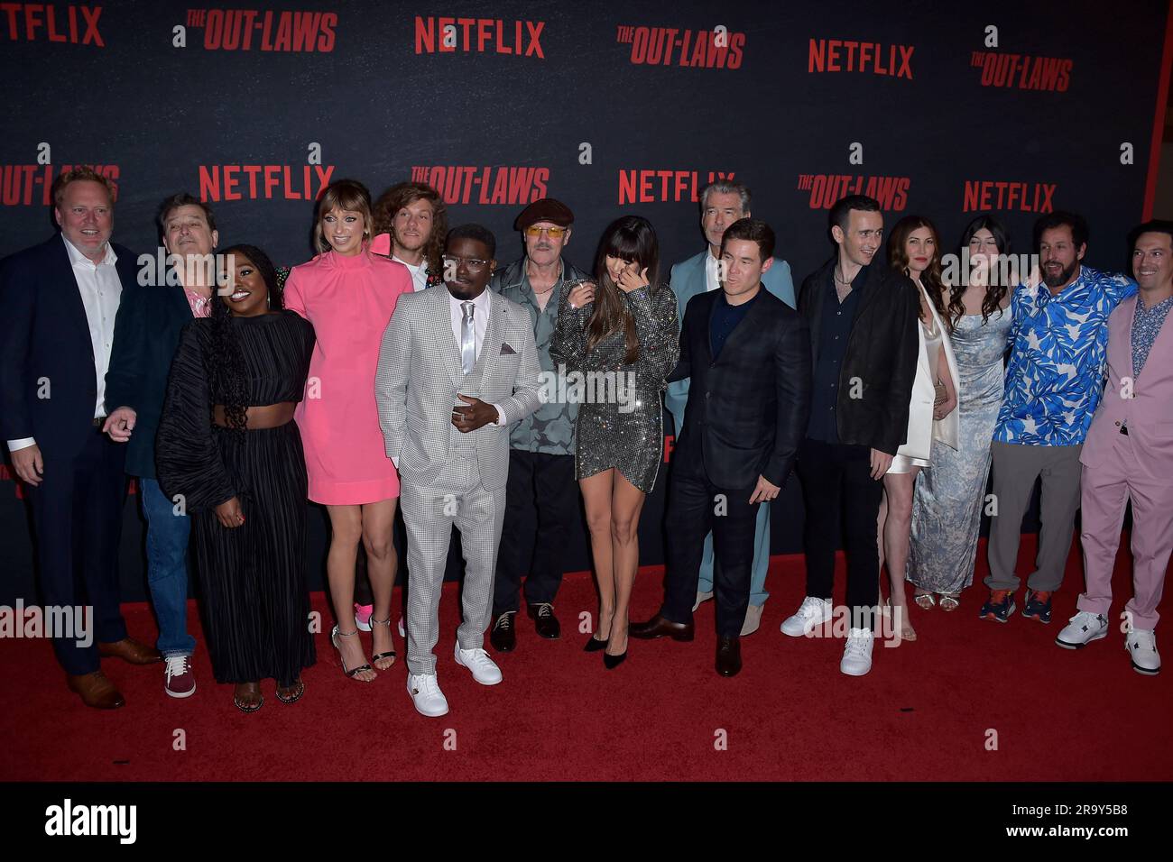 Isaac Horne, Allen Covert, Laci Mosley, Lauren Lapkus, Blake Anderson ...