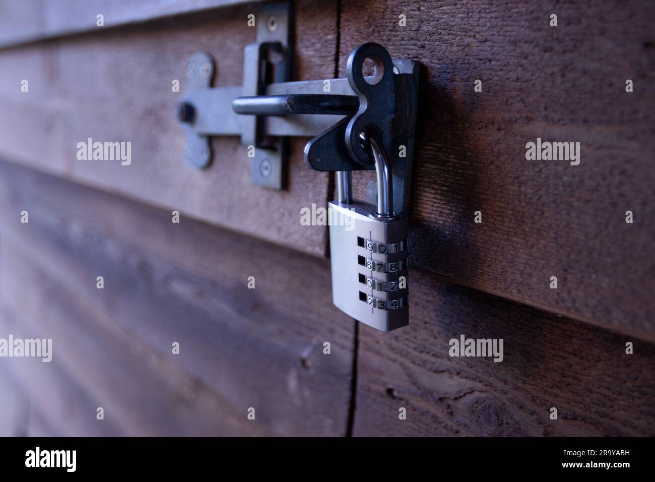 Shed key lock hi-res stock photography and images - Alamy
