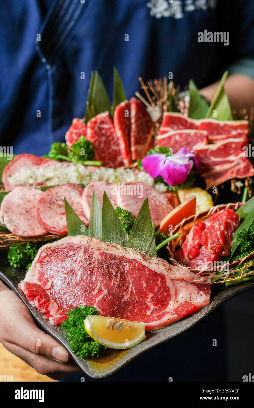 wagyu beef Platter in a Treasure Box，wagyu beef set Stock Photo - Alamy