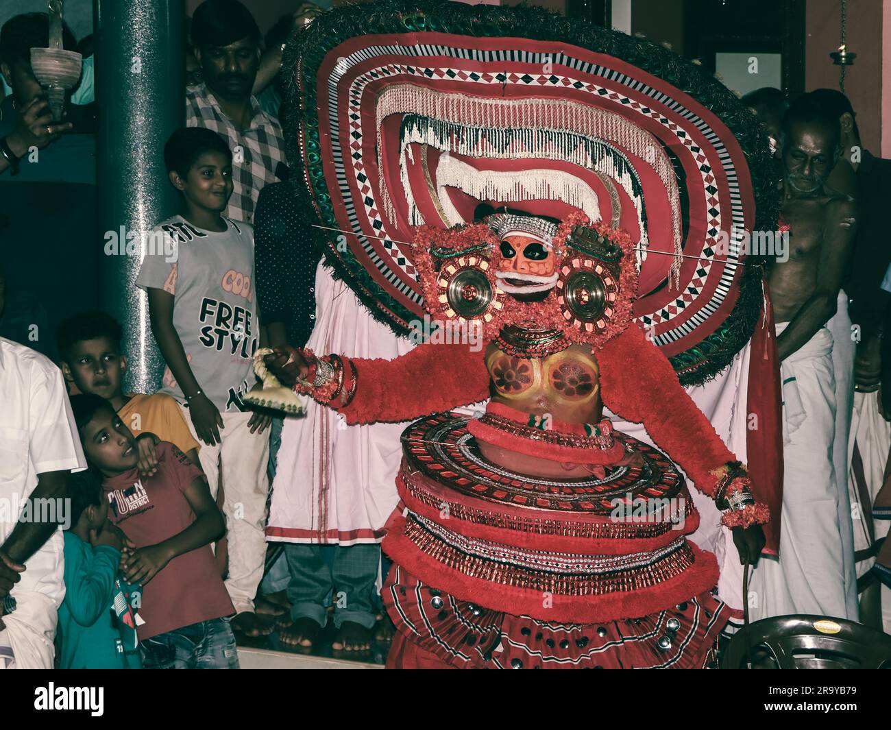 theyyam, a popular artform of worship practiced in kerala performed by ...