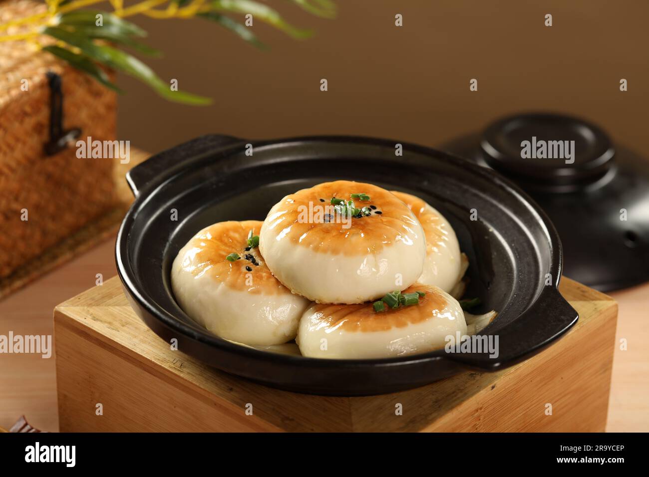 yumcha, dim sum,Pan-Seared Buns with beef Stock Photo - Alamy