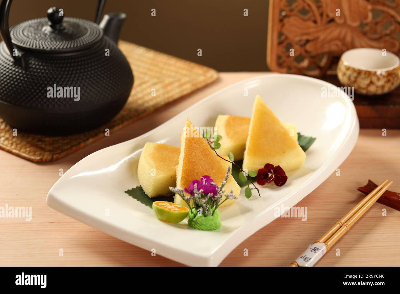 yumcha, dim sum, millet cake Stock Photo - Alamy
