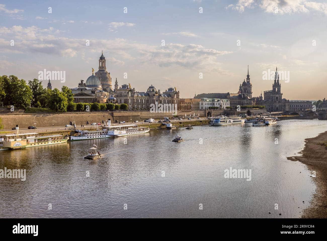 Dresden tourist attraction hi-res stock photography and images - Alamy