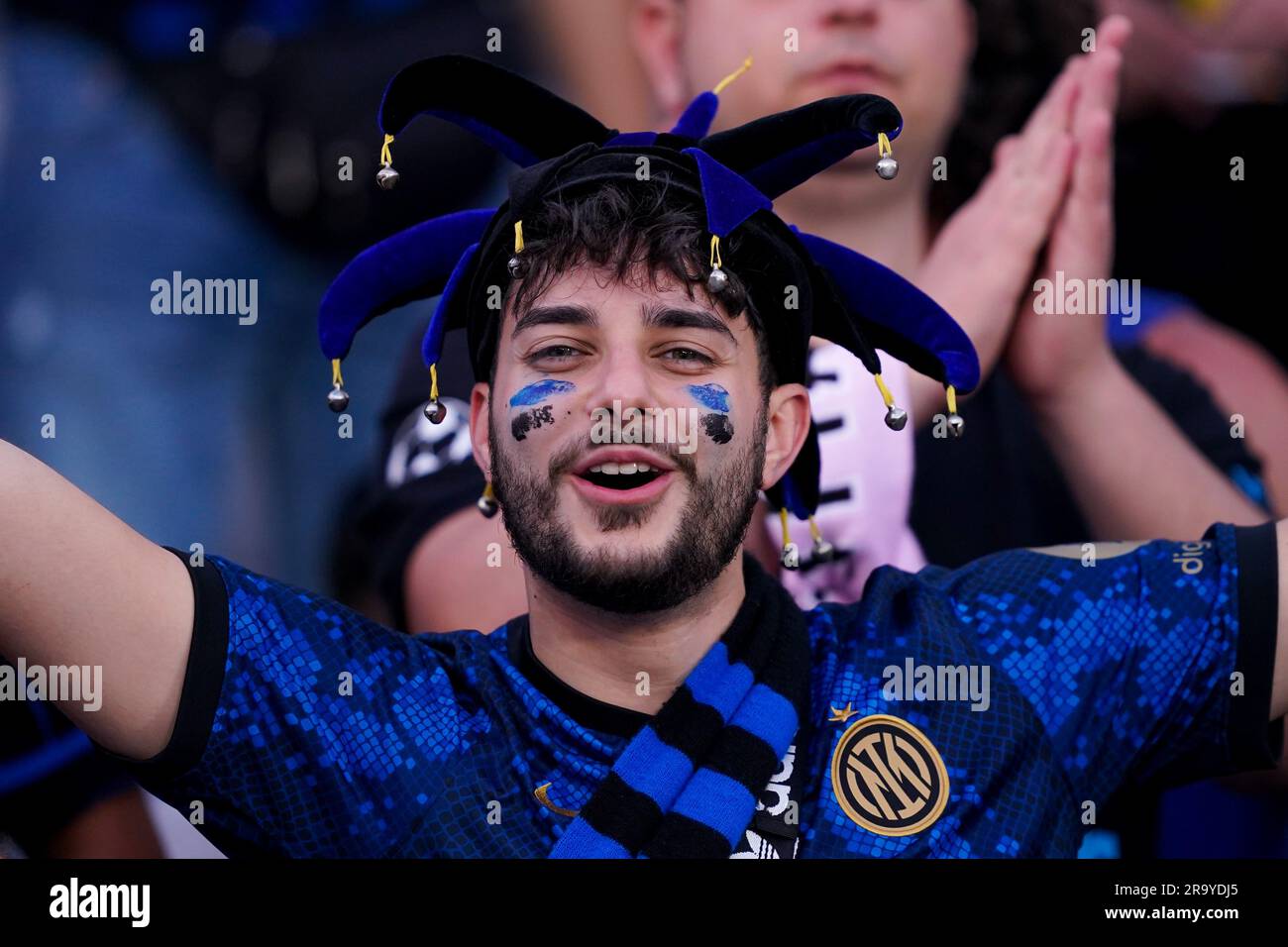 Inter fan hi-res stock photography and images - Alamy