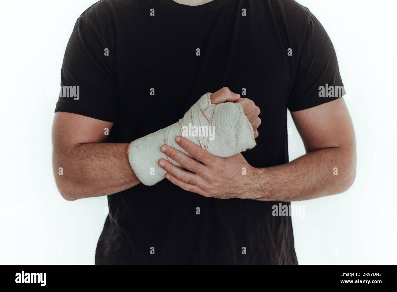 Cast casted hi-res stock photography and images - Alamy