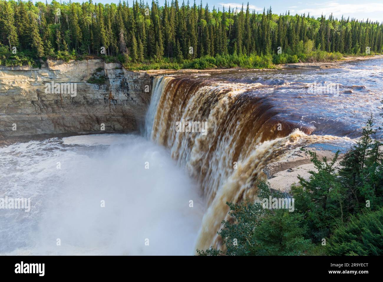Awe Inspiring Alexandra Falls crashes through Twin Falls Gorge ...