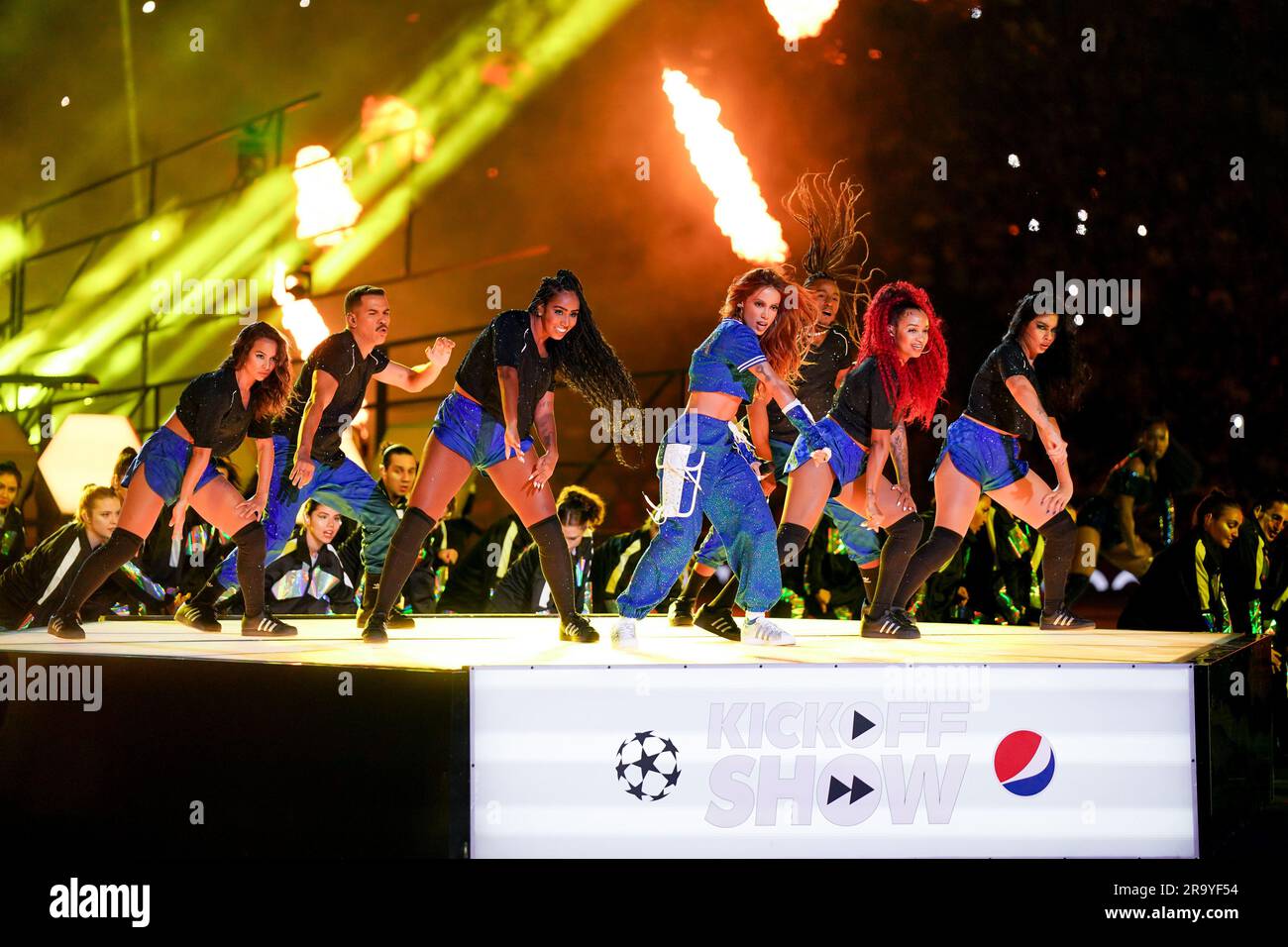 Istanbul, Turkey. 10th June, 2023. Brazilian singer Anitta (Larissa de ...