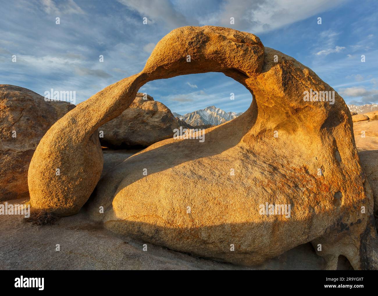 Alabama hills national scenic hi-res stock photography and images - Alamy