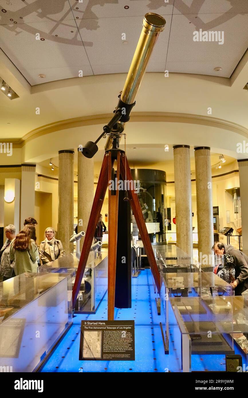 The First Astronomical Telescope of Los Angeles 1888 on display at the ...