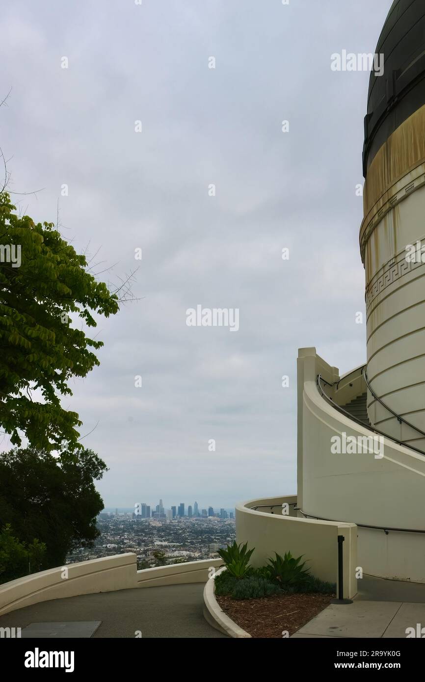 Stairs to the roof of the Griffith Observatory with the distant skyline ...