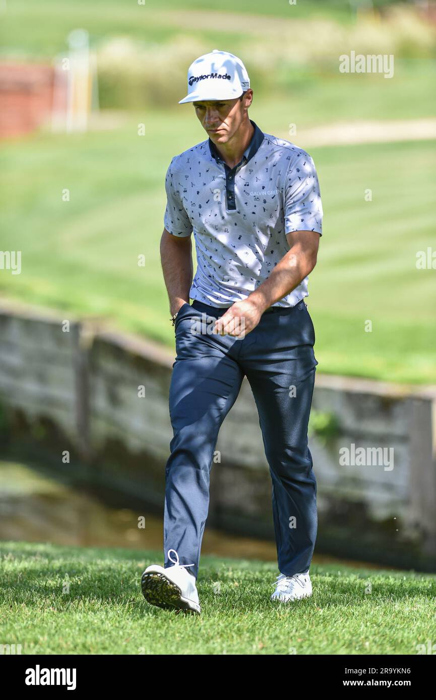Nick sutton hi-res stock photography and images - Alamy