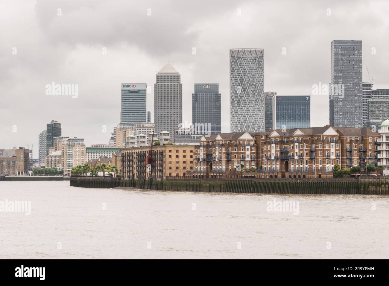 HSBC's Headquarters skyscraper building on Canada Square (designed by Sir Norman Foster), Canary ...